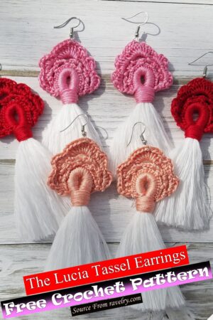 40 Free Crochet Tassel Patterns & Ways To Use Them - DIYsCraftsy