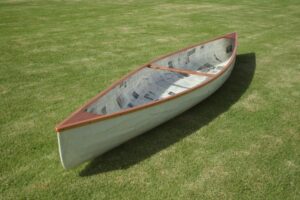 25 DIY Canoe Projects You Can Build This Week - DIYsCraftsy