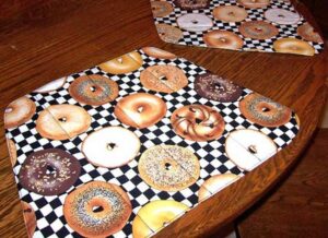 20 Free Quilted Placemat Patterns - DIYsCraftsy
