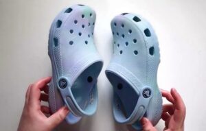 One moment, please...