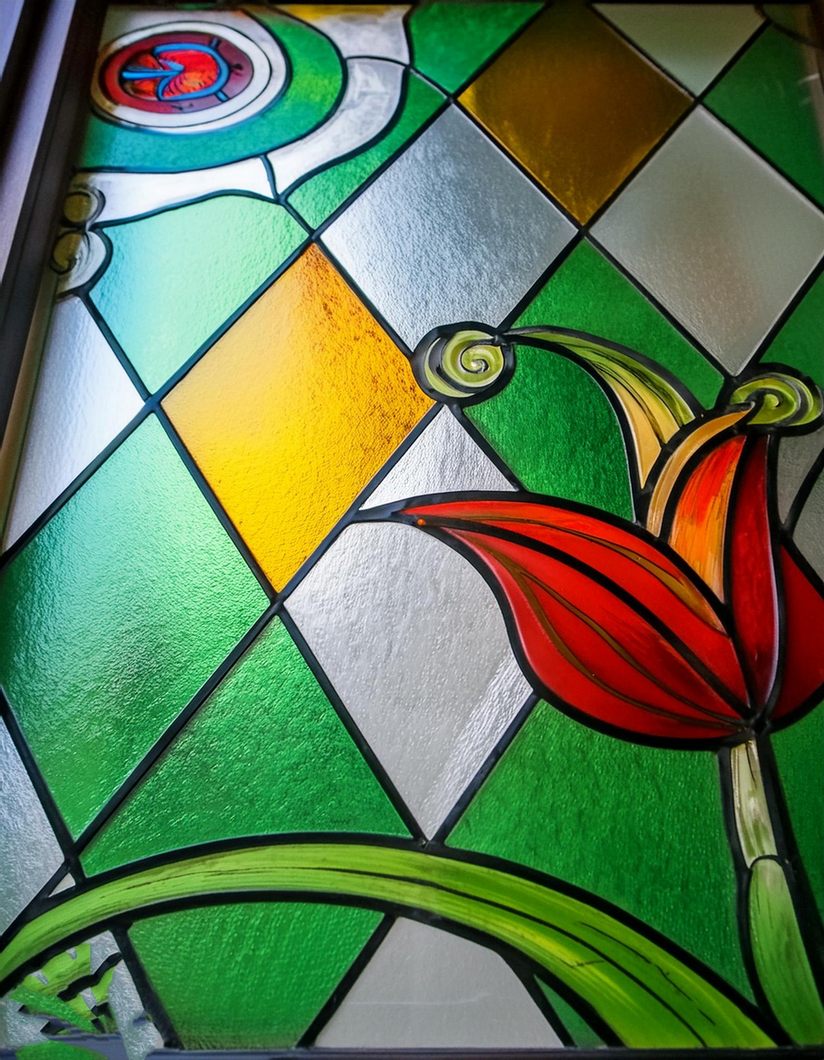 20 DIY Stained Glass Window Ideas - DIYsCraftsy