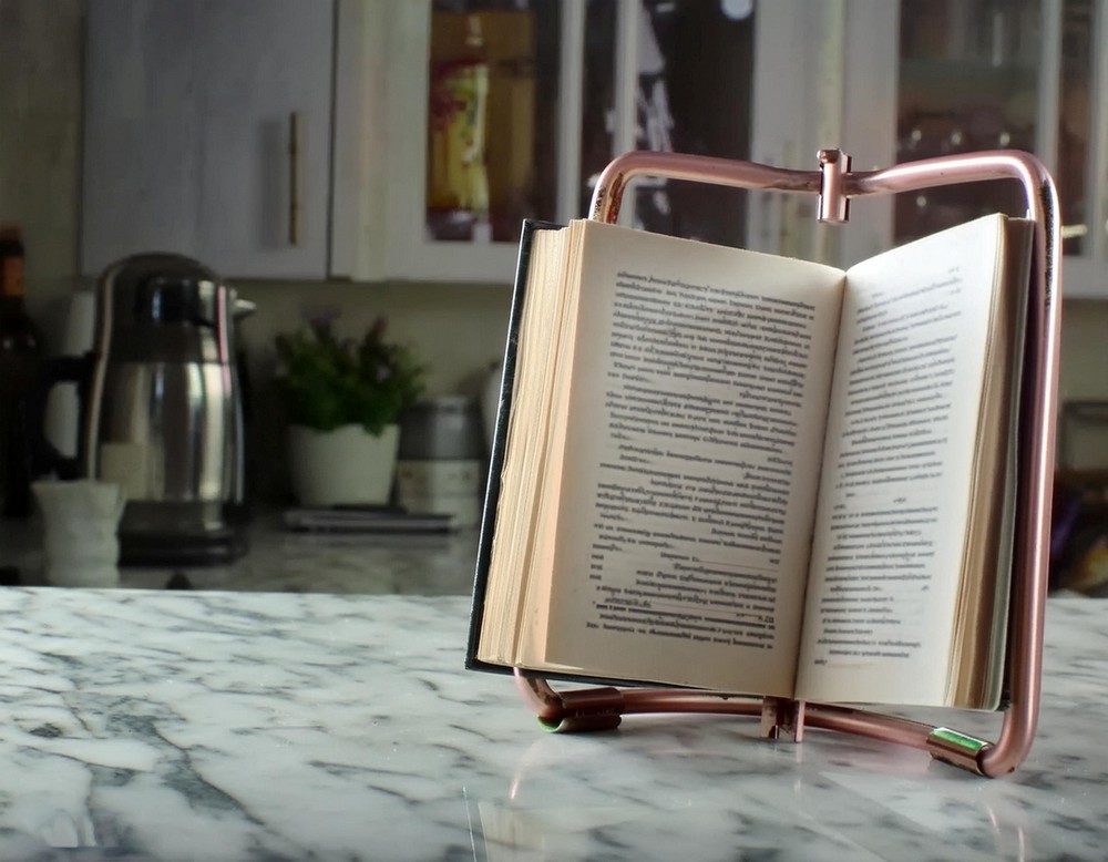 24 DIY Book Stand Ideas You can Make Easily - DIYsCraftsy