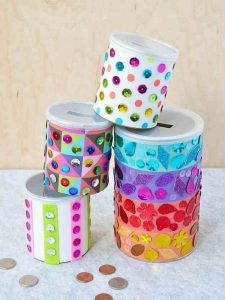 23 DIY Piggy Bank Ideas For Saving Money - DIYsCraftsy