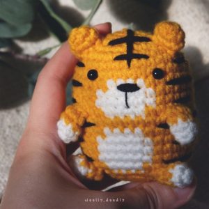 30 Free Crochet Tiger Patterns - DIYsCraftsy