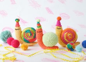 22 Crochet Snail Patterns In Fun Colors - DIYsCraftsy