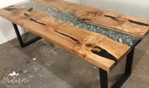 16 DIY Live Edge Table Plans - DIYsCraftsy