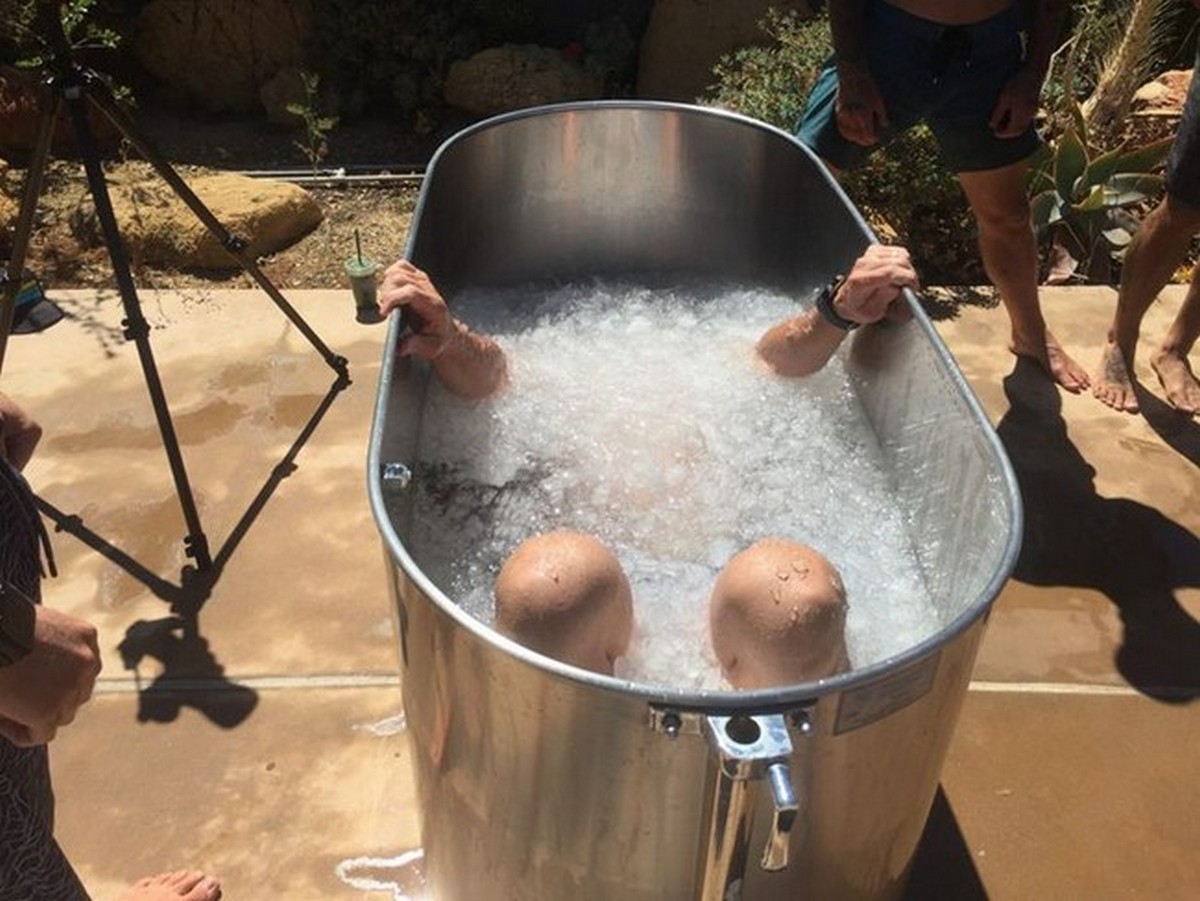 19 DIY Ice Bath Ideas For Customized Therapy Spots - DIYsCraftsy