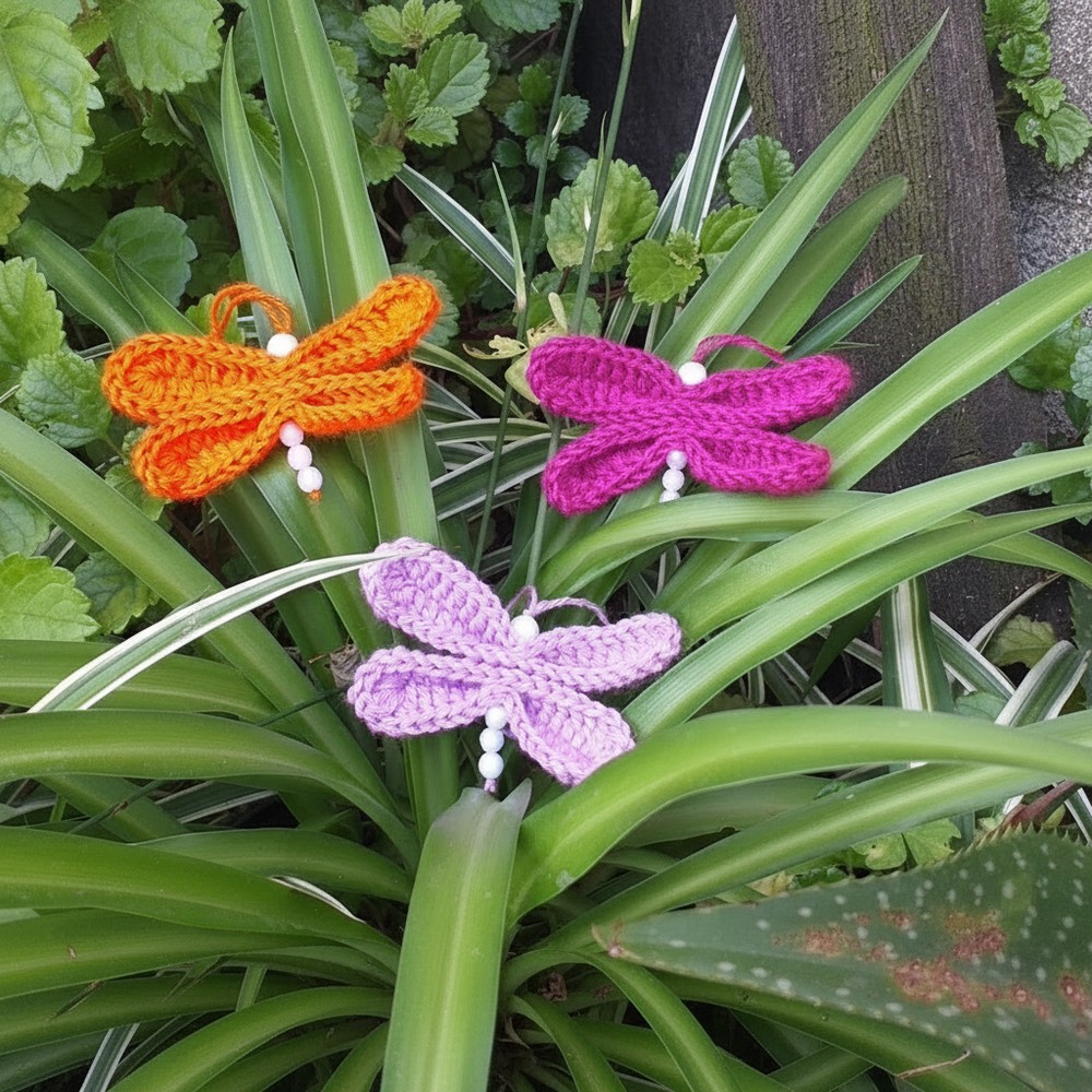 Charming Crochet Dragonfly Pattern For Spring Projects - DIYsCraftsy