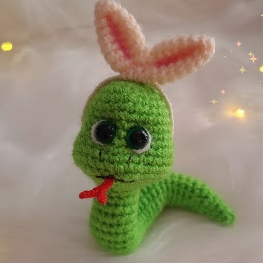 Fun & Easy Crochet Amigurumi Snake Pattern You’ll Make Again - DIYsCraftsy